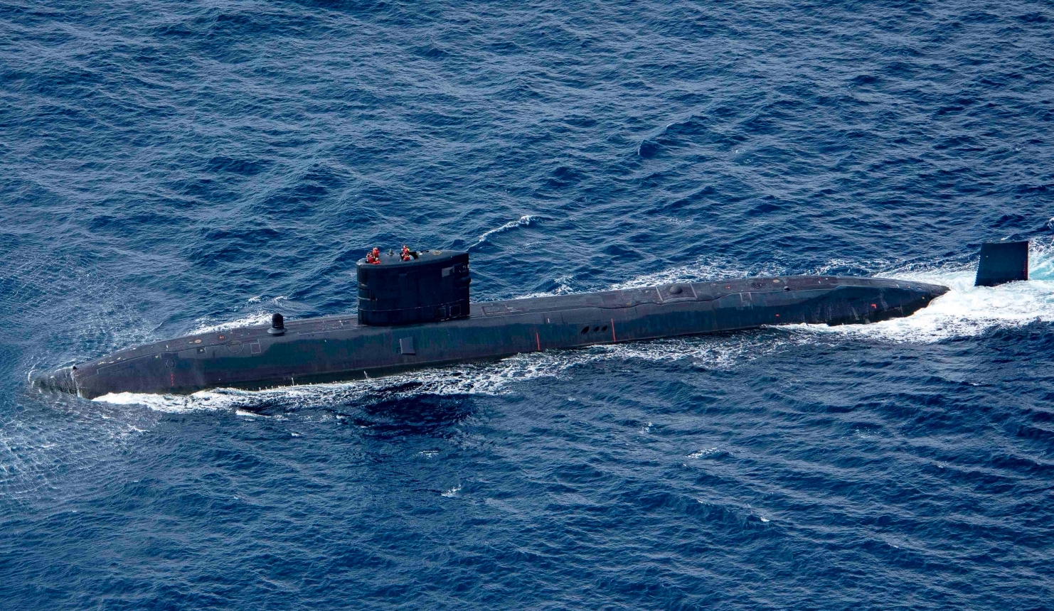 HUNTER-KILLER HEADS TO THE HIGH NORTH - Warships International Fleet Review